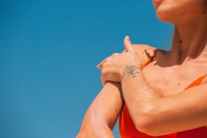 Achieving a Perfect and Safe Tan: The Dos and Don'ts - Women's Health Blog